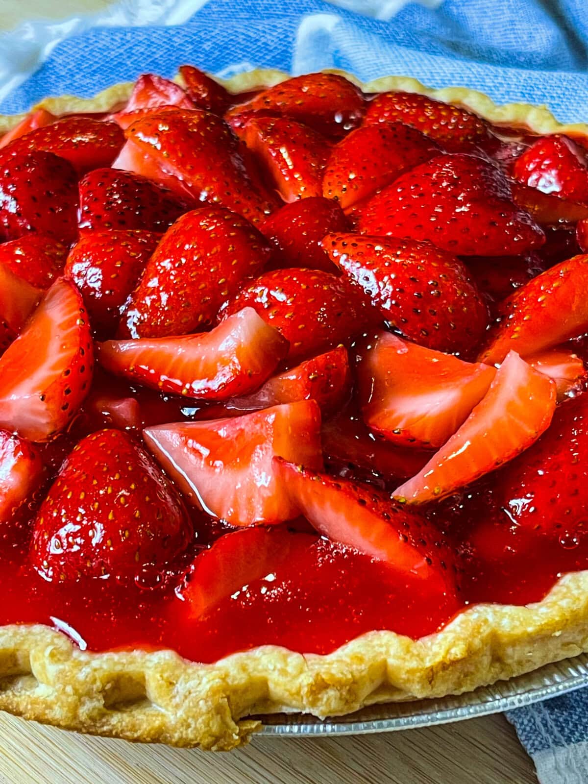 Big Boy's Strawberry Pie - Dessert Recipes