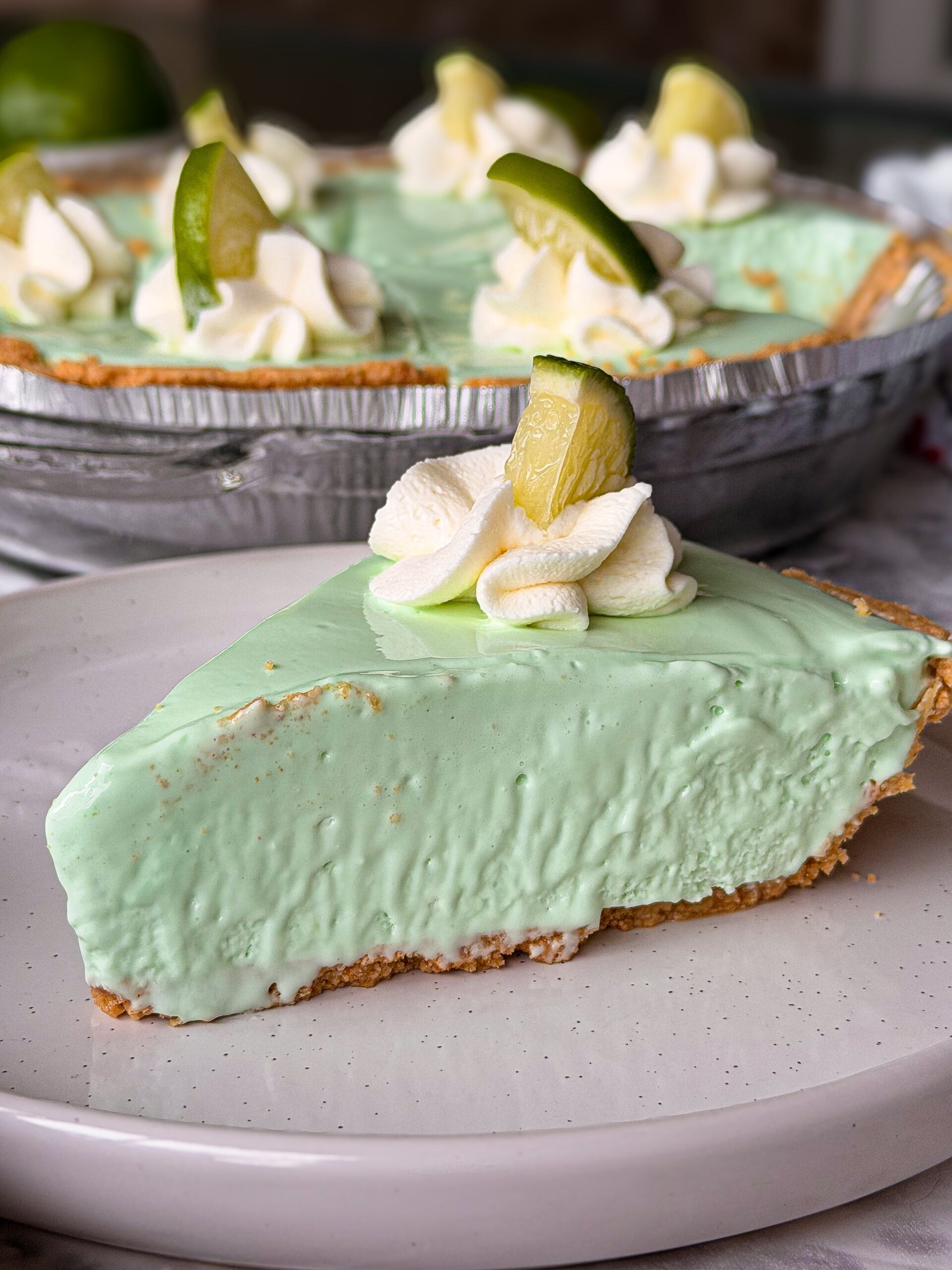 No Bake Frozen Limeade Pie - Dessert Recipes
